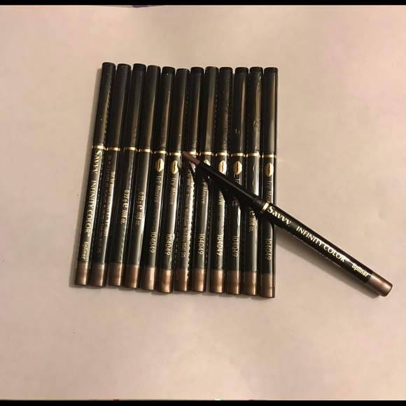Savvy | Makeup | Savvy Infinity Lip Liner | Poshmark